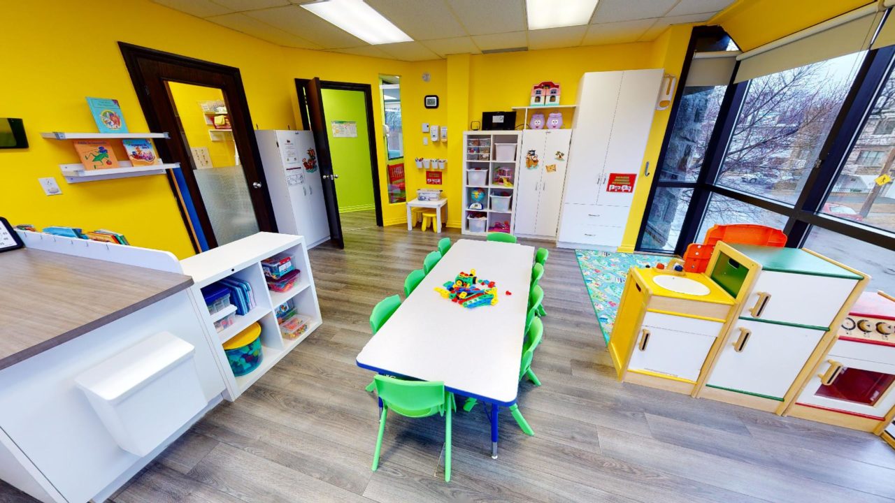 Garderie 123 Mes Premiers Pas - Garderie de jours et soirs Montréal